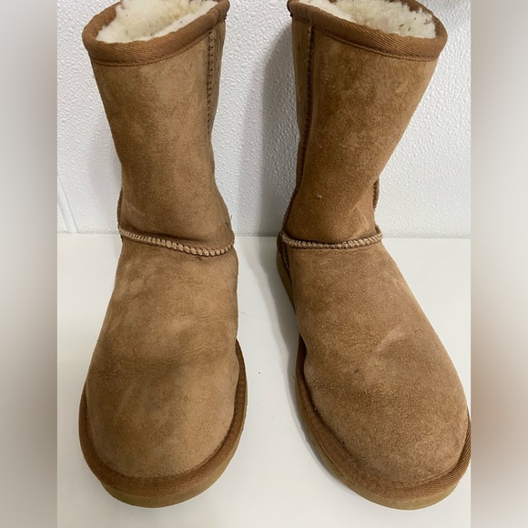 UGG | Shoes | Ugg Australia Classic Short Suede Shearling Boots Tan Size 8 | Poshmark